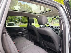 Grey Ford S-Max 2013 in Taurage, with an engine capacity of 2.00 L and mileage of 270 thousand km for 4750 €, photo 11 on AUTOMOTO.COM.LV