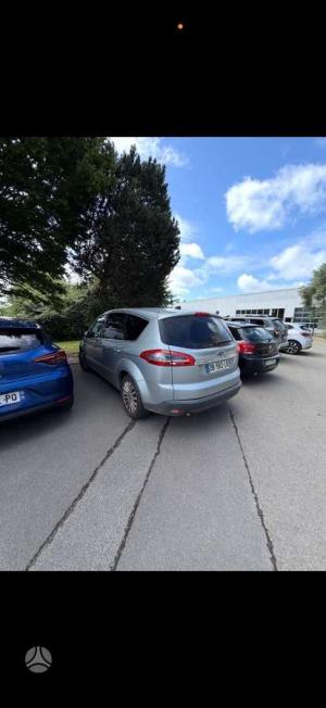 Grey Ford S-Max 2013 in Taurage, with an engine capacity of 2.00 L and mileage of 270 thousand km for 4750 €, photo 23 on AUTOMOTO.COM.LV
