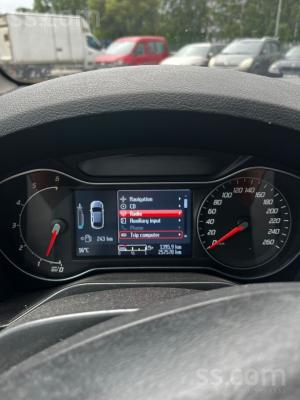 Pelēks Ford S-Max 2013 Rīga, ar dzinēja tilpumu 2.00 L un nobraukumu 257 tūkst. km par 4200 €, foto 6 vietnē AUTOMOTO.COM.LV