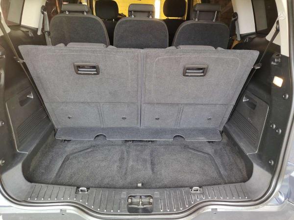 Grey Ford S-Max 2013 in Radviliskis, with an engine capacity of 2.00 L and mileage of 193 thousand km for 4950 €, photo 10 on AUTOMOTO.COM.LV