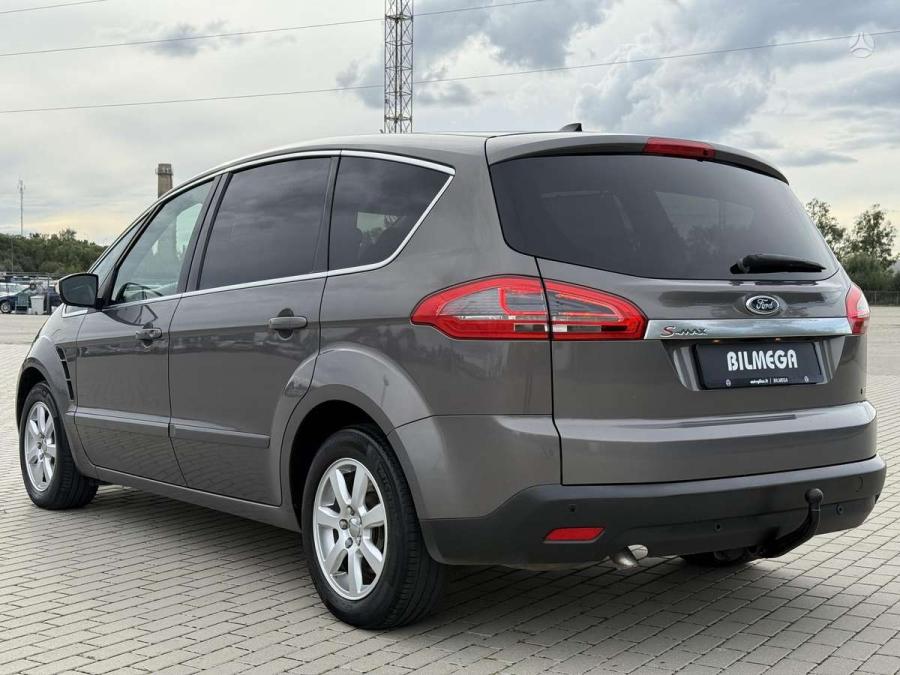 Pelēks Ford S-Max 2013 Marijampole, ar dzinēja tilpumu 1.60 L un nobraukumu 173 tūkst. km par 6100 €, foto 5 vietnē AUTOMOTO.COM.LV