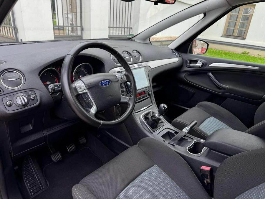 Pelēks Ford S-Max 2013 Viļņa, ar dzinēja tilpumu 2.00 L un nobraukumu 267 tūkst. km par 4750 €, foto 22 vietnē AUTOMOTO.COM.LV