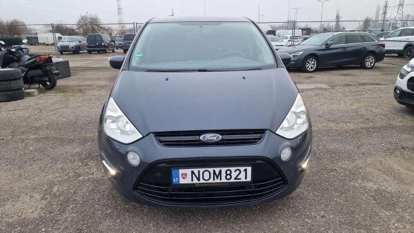 Grey Ford S-Max 2014 in Marijampole, with an engine capacity of 2.00 L and mileage of 219 thousand km for 4950 €, photo 2 on AUTOMOTO.COM.LV