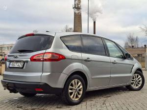 Grey Ford S-Max 2014 in Silute, with an engine capacity of 2.00 L and mileage of 268 thousand km for 4400 €, photo 7 on AUTOMOTO.COM.LV