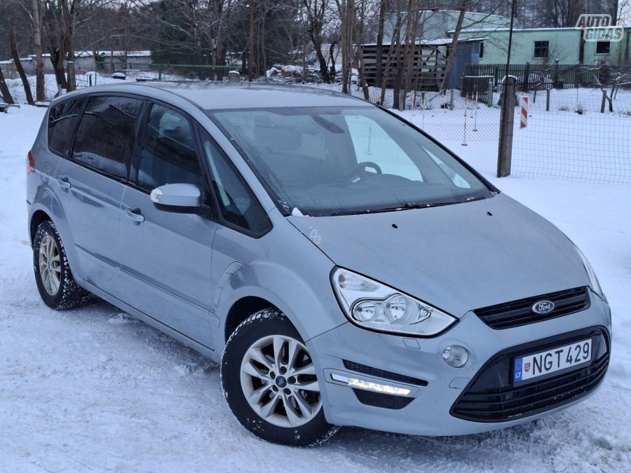 Pelēks Ford S-Max 2014 Šilutė, ar dzinēja tilpumu 2.00 L un nobraukumu 260 tūkst. km par 4000 €, foto 2 vietnē AUTOMOTO.COM.LV