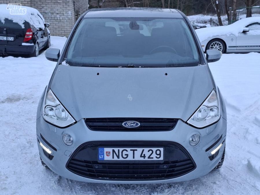 Pelēks Ford S-Max 2014 Klaipėda, ar dzinēja tilpumu 2.00 L un nobraukumu 260 tūkst. km par 4000 €, foto 5 vietnē AUTOMOTO.COM.LV