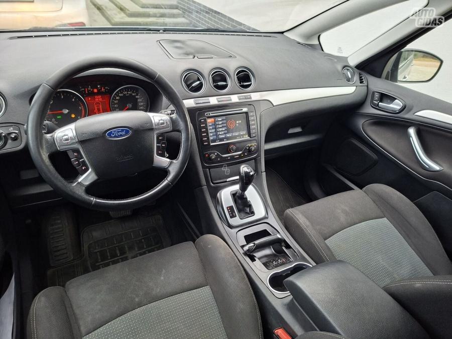 Pelēks Ford S-Max 2014 Klaipėda, ar dzinēja tilpumu 2.00 L un nobraukumu 260 tūkst. km par 4000 €, foto 19 vietnē AUTOMOTO.COM.LV