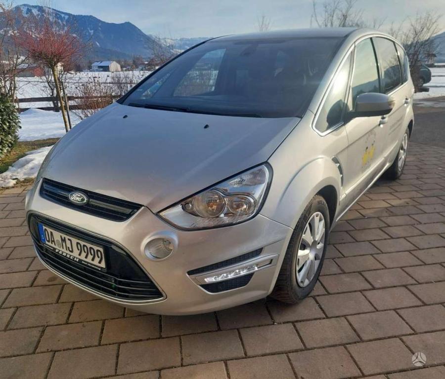 Pelēks Ford S-Max 2014 Šauļi, ar dzinēja tilpumu 2.00 L un nobraukumu 170 tūkst. km par 3590 €, foto 1 vietnē AUTOMOTO.COM.LV