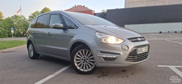 Pelēks Ford S-Max 2014 Viļņa, ar dzinēja tilpumu 2.00 L un nobraukumu 265 tūkst. km par 6000 €, foto 2 vietnē AUTOMOTO.COM.LV