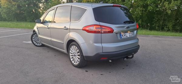 Pelēks Ford S-Max 2014 Viļņa, ar dzinēja tilpumu 2.00 L un nobraukumu 265 tūkst. km par 6000 €, foto 4 vietnē AUTOMOTO.COM.LV