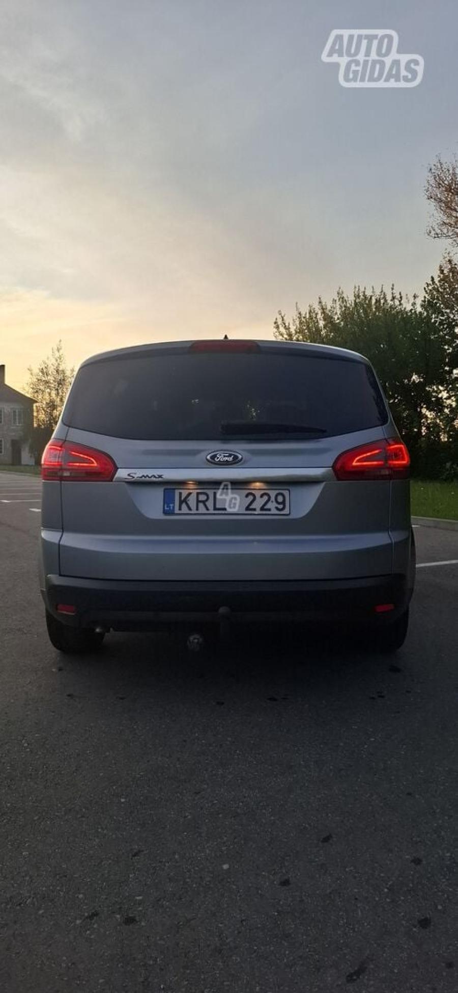 Grey Ford S-Max 2014 in Vilnius, with an engine capacity of 2.00 L and mileage of 265 thousand km for 6000 €, photo 6 on AUTOMOTO.COM.LV