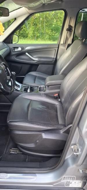 Grey Ford S-Max 2014 in Vilnius, with an engine capacity of 2.00 L and mileage of 265 thousand km for 6000 €, photo 13 on AUTOMOTO.COM.LV