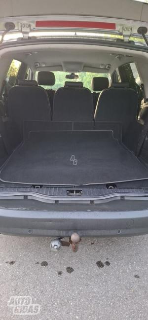 Grey Ford S-Max 2014 in Vilnius, with an engine capacity of 2.00 L and mileage of 265 thousand km for 6000 €, photo 15 on AUTOMOTO.COM.LV