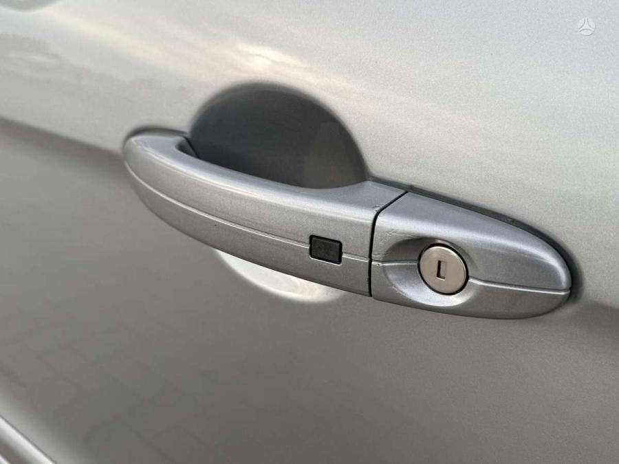 Grey Ford S-Max 2014 in Taurage, with an engine capacity of 2.00 L and mileage of 213 thousand km for 5300 €, photo 11 on AUTOMOTO.COM.LV