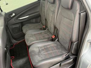 Grey Ford S-Max 2014 in Taurage, with an engine capacity of 2.00 L and mileage of 213 thousand km for 5300 €, photo 18 on AUTOMOTO.COM.LV