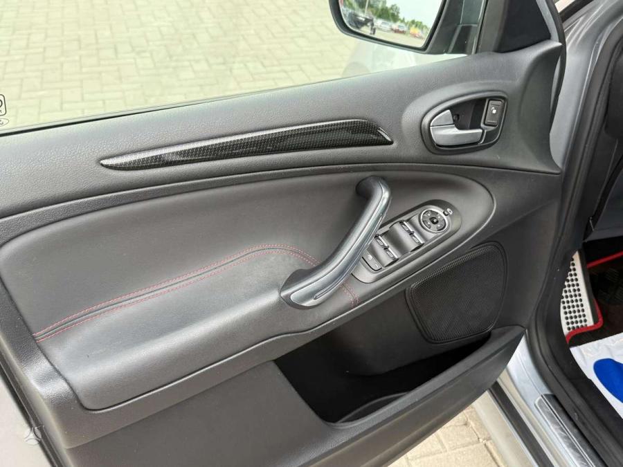 Grey Ford S-Max 2014 in Taurage, with an engine capacity of 2.00 L and mileage of 213 thousand km for 5300 €, photo 21 on AUTOMOTO.COM.LV
