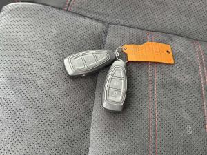 Grey Ford S-Max 2014 in Taurage, with an engine capacity of 2.00 L and mileage of 213 thousand km for 5300 €, photo 25 on AUTOMOTO.COM.LV