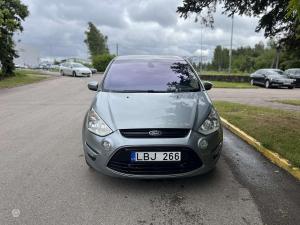Grey Ford S-Max 2014 in Vilnius, with an engine capacity of 2.00 L and mileage of 230 thousand km for 3850 €, photo 4 on AUTOMOTO.COM.LV