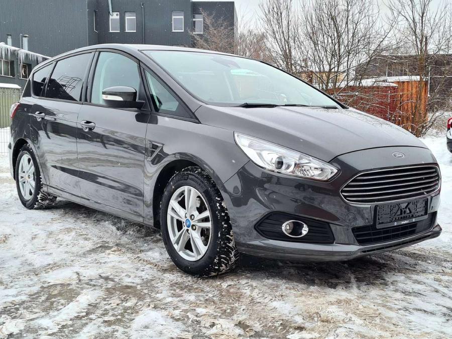 Grey Ford S-Max 2015 in Kaunas, with an engine capacity of 2.00 L and mileage of 198 thousand km for 8900 €, photo 1 on AUTOMOTO.COM.LV
