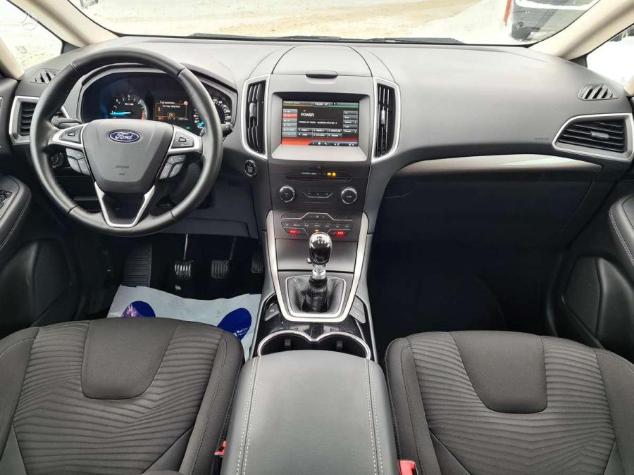 Grey Ford S-Max 2015 in Kaunas, with an engine capacity of 2.00 L and mileage of 198 thousand km for 8900 €, photo 16 on AUTOMOTO.COM.LV