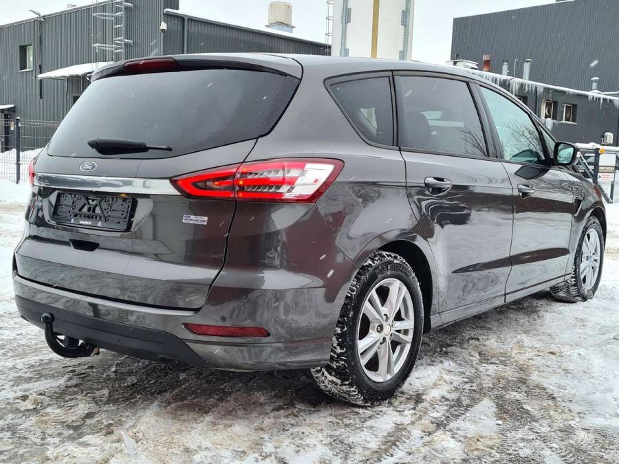 Pelēks Ford S-Max 2015 Kauņa, ar dzinēja tilpumu 2.00 L un nobraukumu 199 tūkst. km par 8900 €, foto 5 vietnē AUTOMOTO.COM.LV