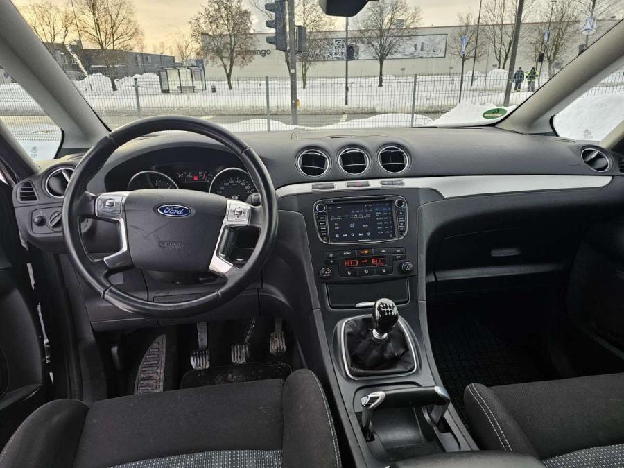 Pelēks Ford S-Max 2015 Kauņa, ar dzinēja tilpumu 1.60 L un nobraukumu 168 tūkst. km par 6350 €, foto 6 vietnē AUTOMOTO.COM.LV