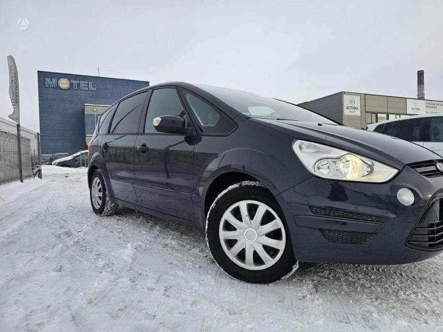 Pelēks Ford S-Max 2015 Kauņa, ar dzinēja tilpumu 1.60 L un nobraukumu 168 tūkst. km par 6350 €, foto 11 vietnē AUTOMOTO.COM.LV