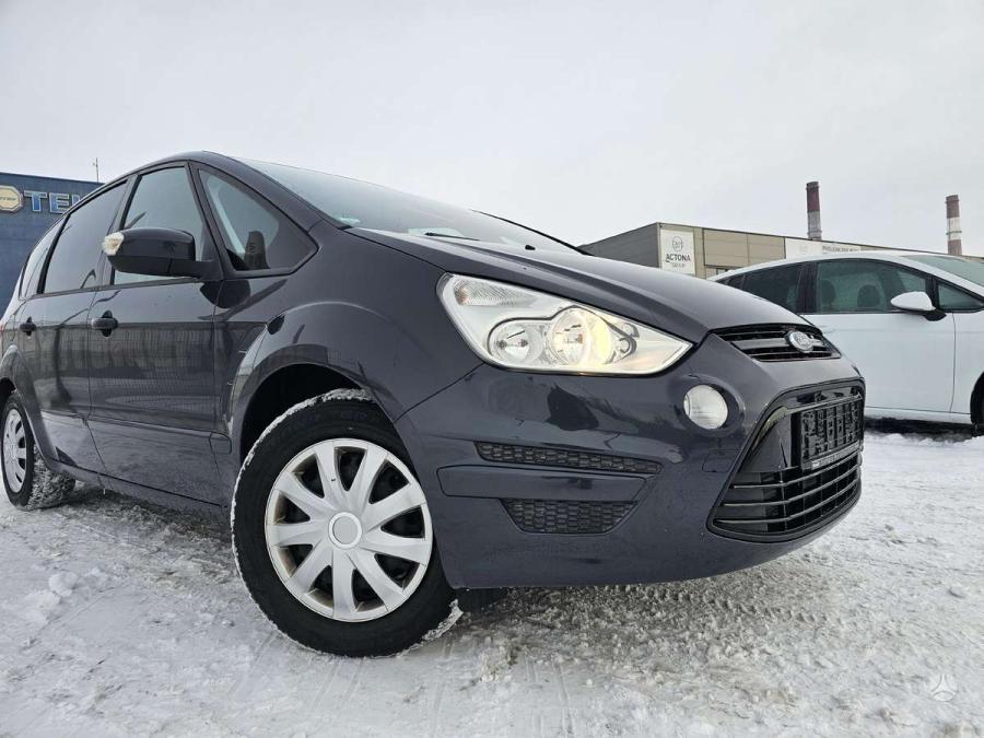 Pelēks Ford S-Max 2015 Kauņa, ar dzinēja tilpumu 1.60 L un nobraukumu 168 tūkst. km par 6350 €, foto 13 vietnē AUTOMOTO.COM.LV
