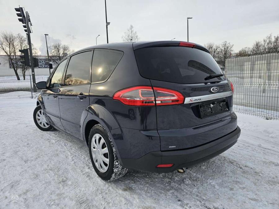 Pelēks Ford S-Max 2015 Kauņa, ar dzinēja tilpumu 1.60 L un nobraukumu 168 tūkst. km par 6350 €, foto 15 vietnē AUTOMOTO.COM.LV