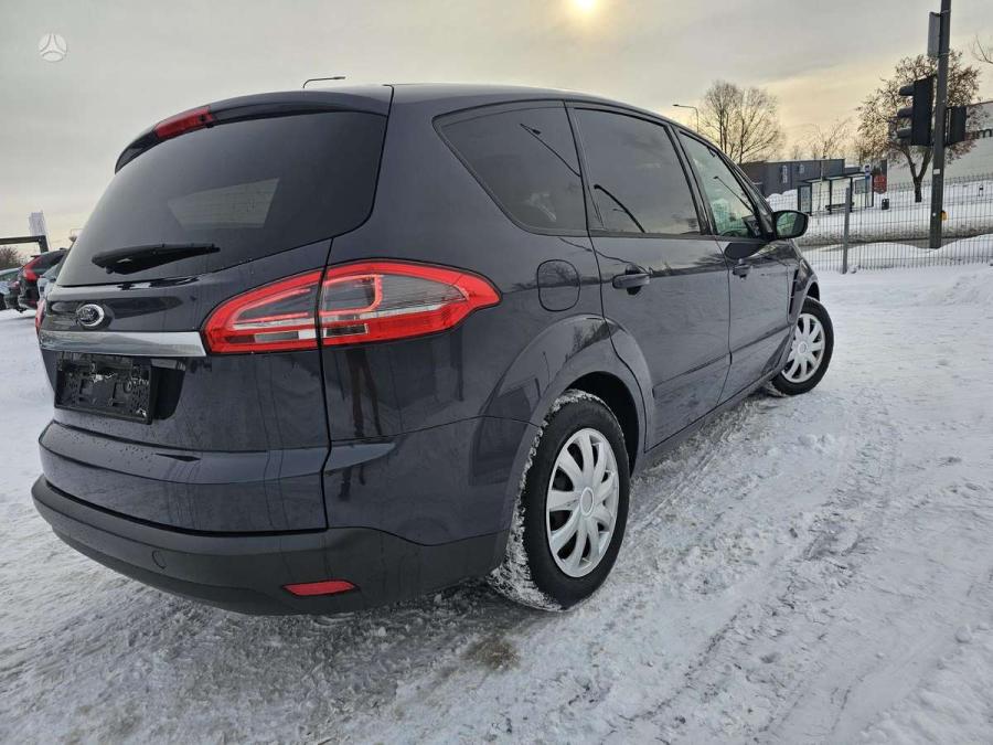 Pelēks Ford S-Max 2015 Kauņa, ar dzinēja tilpumu 1.60 L un nobraukumu 168 tūkst. km par 6350 €, foto 20 vietnē AUTOMOTO.COM.LV