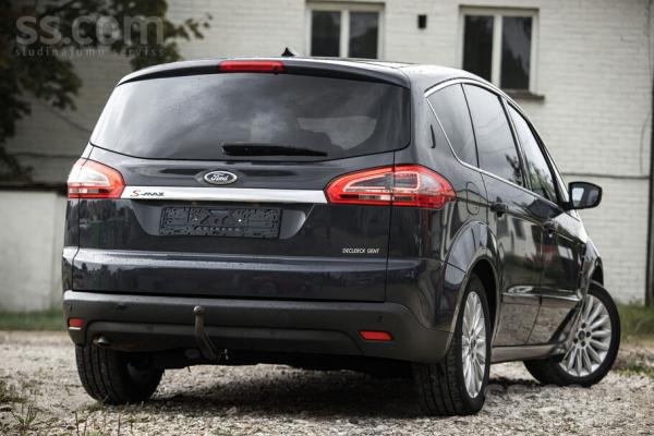 Grey Ford S-Max 2015 in Tukums, with an engine capacity of 2.00 L and mileage of 0 thousand km for 8800 €, photo 11 on AUTOMOTO.COM.LV