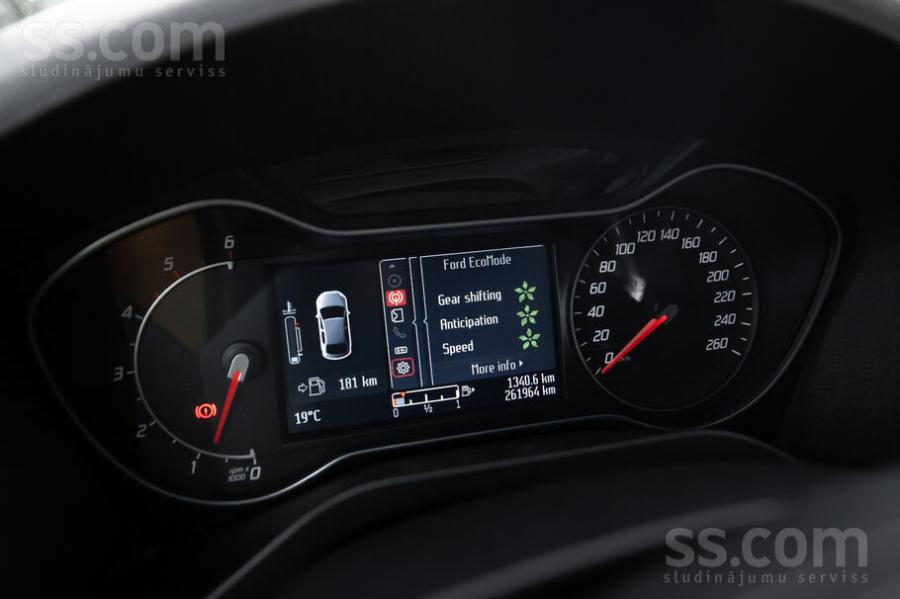 Pelēks Ford S-Max 2015 Tukums, ar dzinēja tilpumu 2.00 L un nobraukumu 0 tūkst. km par 8800 €, foto 16 vietnē AUTOMOTO.COM.LV