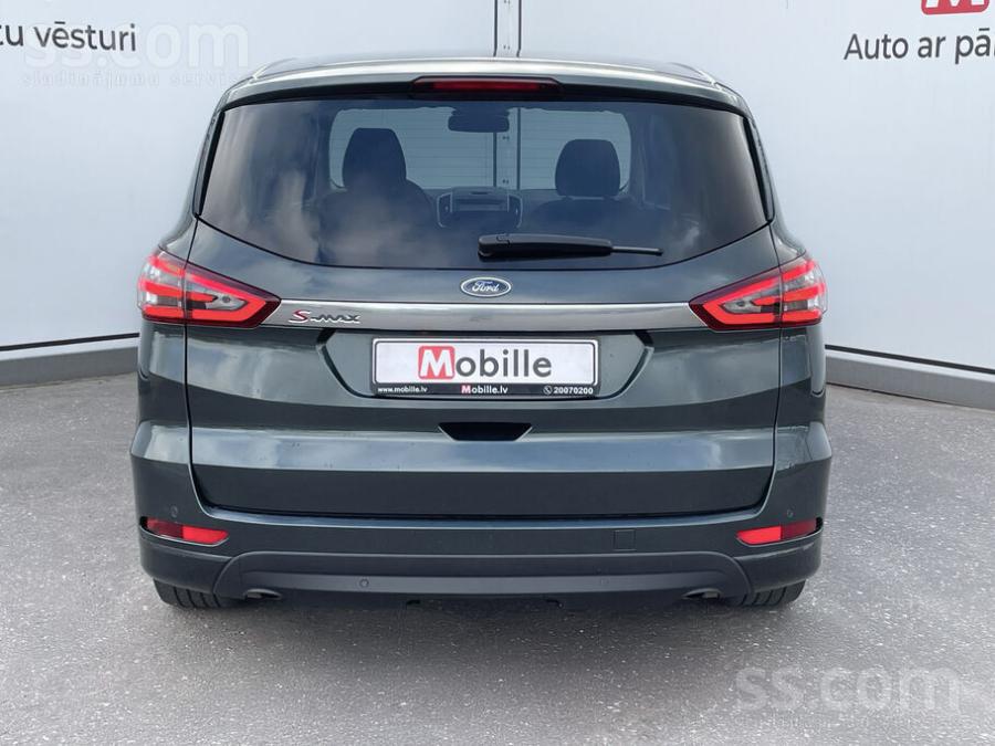 Grey Ford S-Max 2016 in Riga, with an engine capacity of 1.50 L and mileage of 198 thousand km for 2100 €, photo 5 on AUTOMOTO.COM.LV