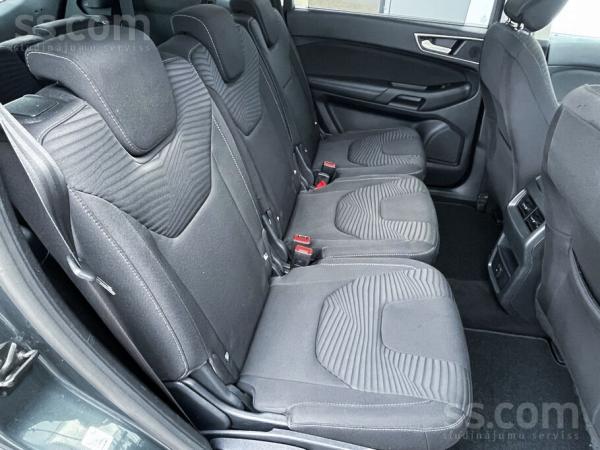 Grey Ford S-Max 2016 in Riga, with an engine capacity of 1.50 L and mileage of 198 thousand km for 2100 €, photo 9 on AUTOMOTO.COM.LV