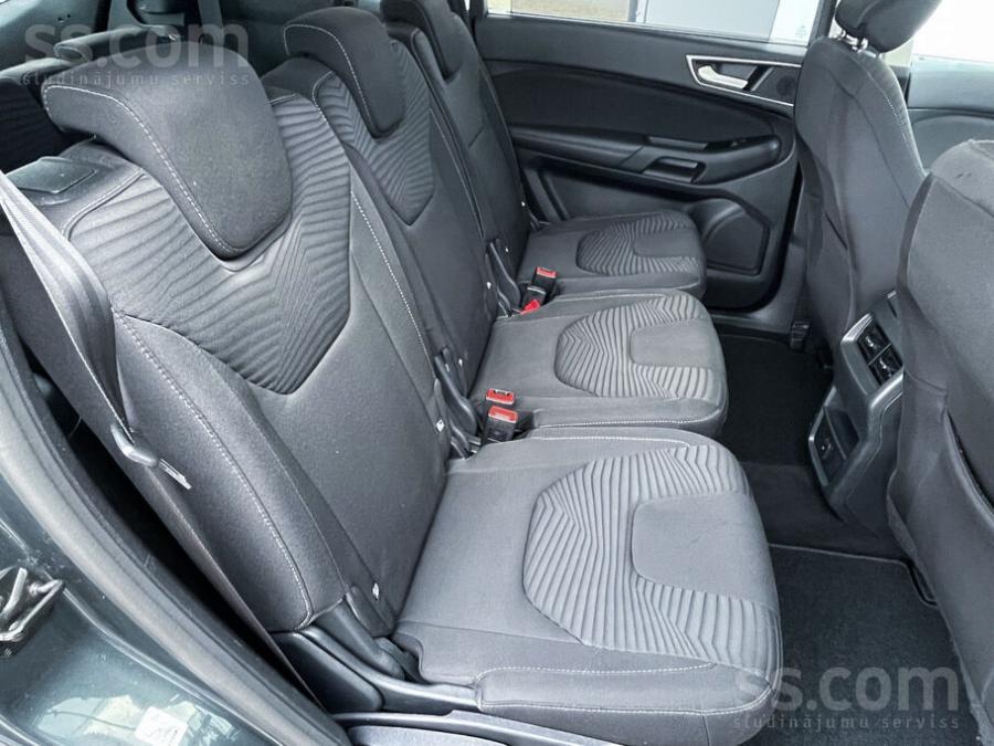 Grey Ford S-Max 2016 in Riga, with an engine capacity of 1.50 L and mileage of 198 thousand km for 2100 €, photo 9 on AUTOMOTO.COM.LV