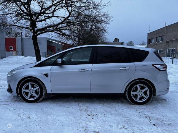 Pelēks Ford S-Max 2016 Alīta, ar dzinēja tilpumu 2.00 L un nobraukumu 250 tūkst. km par 6950 €, foto 5 vietnē AUTOMOTO.COM.LV