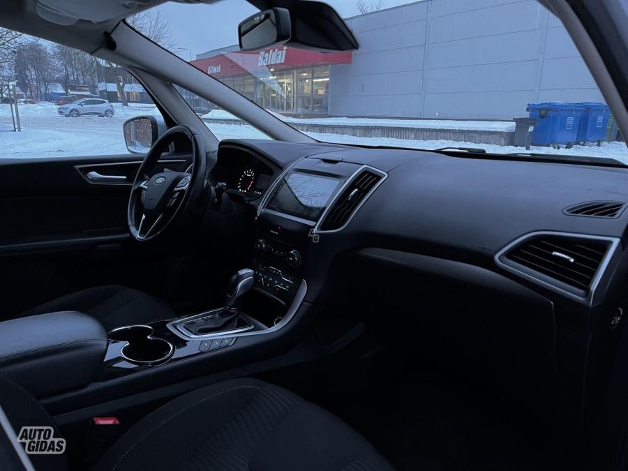 Pelēks Ford S-Max 2016 Alīta, ar dzinēja tilpumu 2.00 L un nobraukumu 250 tūkst. km par 6950 €, foto 7 vietnē AUTOMOTO.COM.LV
