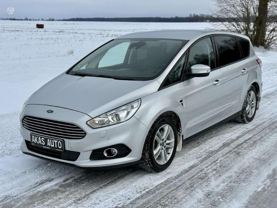 Grey Ford S-Max 2016 in Vilkaviskis, with an engine capacity of 2.00 L and mileage of 246 thousand km for 9900 €, photo 1 on AUTOMOTO.COM.LV