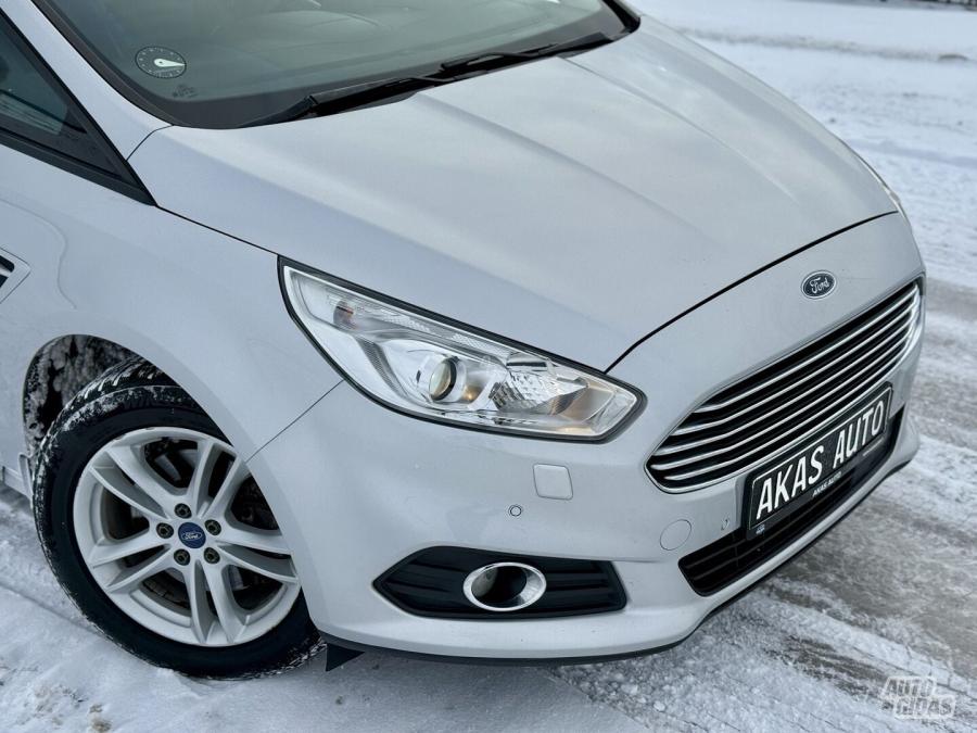 Pelēks Ford S-Max 2016 Vilkaviškis, ar dzinēja tilpumu 2.00 L un nobraukumu 246 tūkst. km par 9600 €, foto 7 vietnē AUTOMOTO.COM.LV