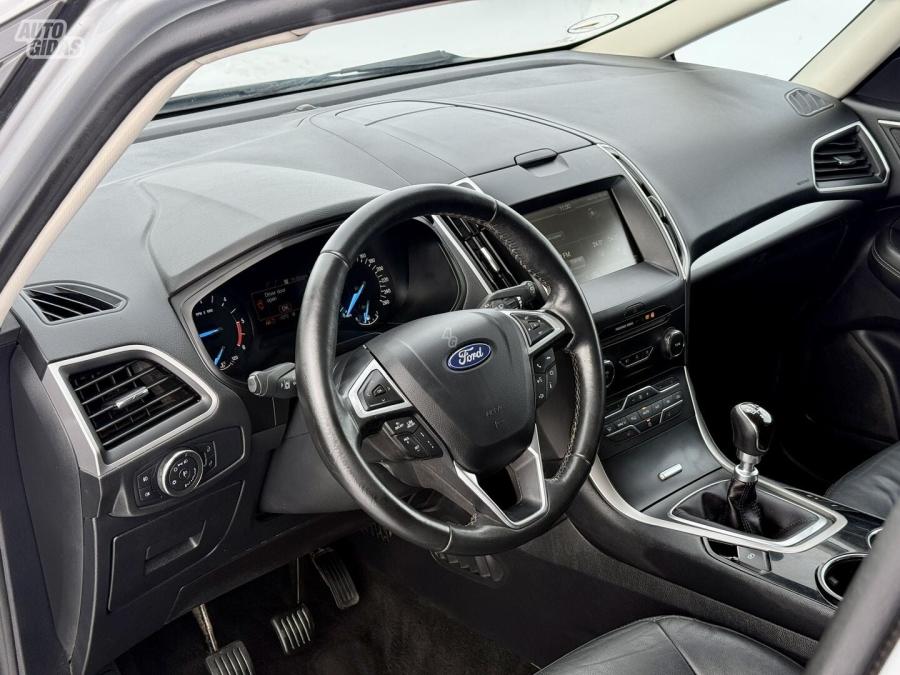 Pelēks Ford S-Max 2016 Vilkaviškis, ar dzinēja tilpumu 2.00 L un nobraukumu 246 tūkst. km par 9600 €, foto 10 vietnē AUTOMOTO.COM.LV