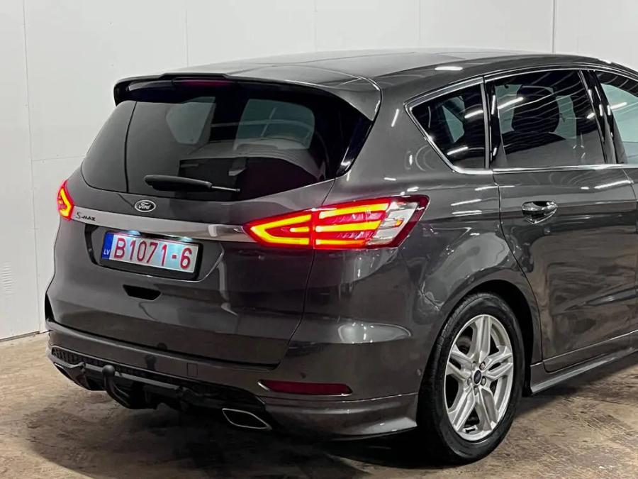 Pelēks Ford S-Max 2016 Jūrmala, ar dzinēja tilpumu 2.00 L un nobraukumu 256 tūkst. km par 12950 €, foto 11 vietnē AUTOMOTO.COM.LV