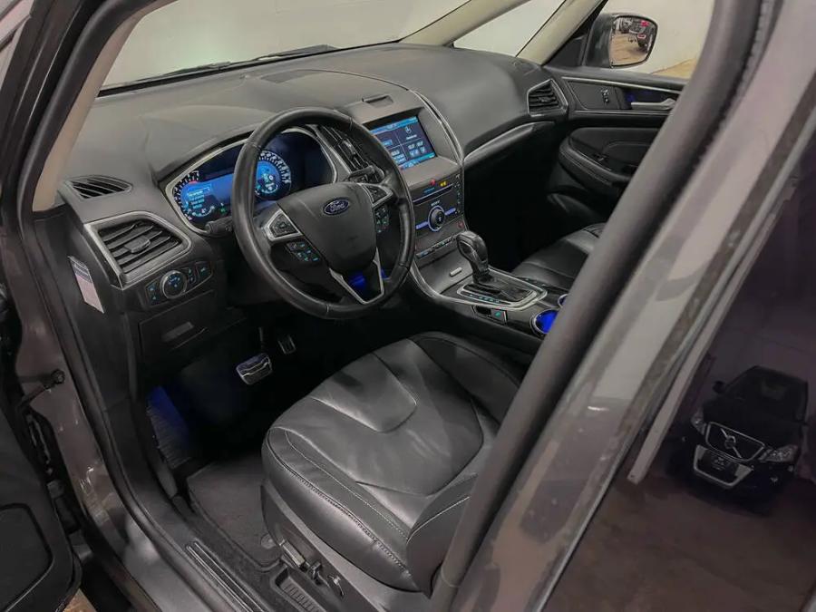 Pelēks Ford S-Max 2016 Jūrmala, ar dzinēja tilpumu 2.00 L un nobraukumu 256 tūkst. km par 12950 €, foto 16 vietnē AUTOMOTO.COM.LV