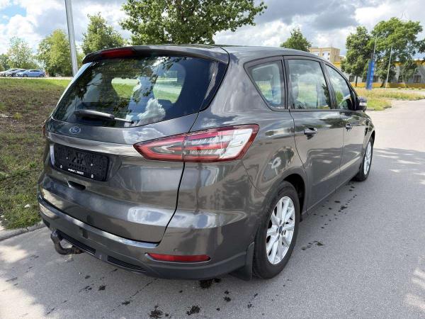 Grey Ford S-Max 2016 in Panevezys, with an engine capacity of 2.00 L and mileage of 283 thousand km for 7750 €, photo 8 on AUTOMOTO.COM.LV