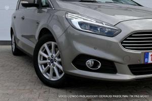 Grey Ford S-Max 2016 in Kretinga, with an engine capacity of 2.00 L and mileage of 241 thousand km for 9999 €, photo 7 on AUTOMOTO.COM.LV