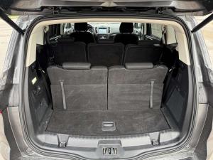 Grey Ford S-Max 2016 in Ukmerge, with an engine capacity of 2.00 L and mileage of 260 thousand km for 8850 €, photo 10 on AUTOMOTO.COM.LV