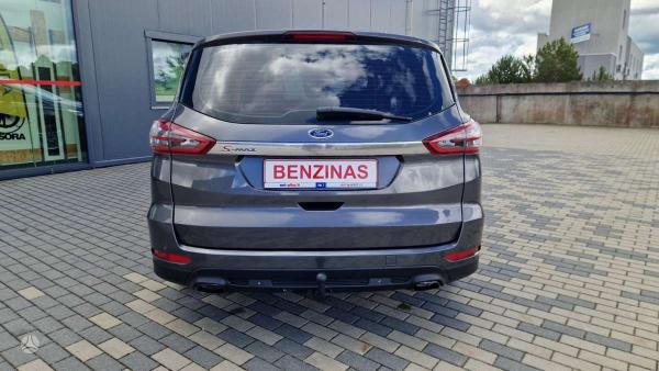 Grey Ford S-Max 2016 in Siauliai, with an engine capacity of 2.00 L and mileage of 210 thousand km for 9900 €, photo 5 on AUTOMOTO.COM.LV