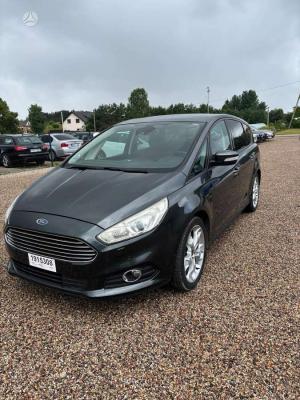 Grey Ford S-Max 2016 in Vilnius, with an engine capacity of 2.00 L and mileage of 301 thousand km for 7500 €, photo  on AUTOMOTO.COM.LV