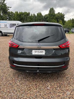 Grey Ford S-Max 2016 in Vilnius, with an engine capacity of 2.00 L and mileage of 301 thousand km for 7500 €, photo 4 on AUTOMOTO.COM.LV