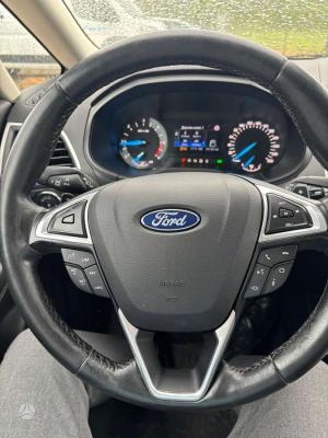 Grey Ford S-Max 2016 in Vilnius, with an engine capacity of 2.00 L and mileage of 301 thousand km for 7500 €, photo 9 on AUTOMOTO.COM.LV
