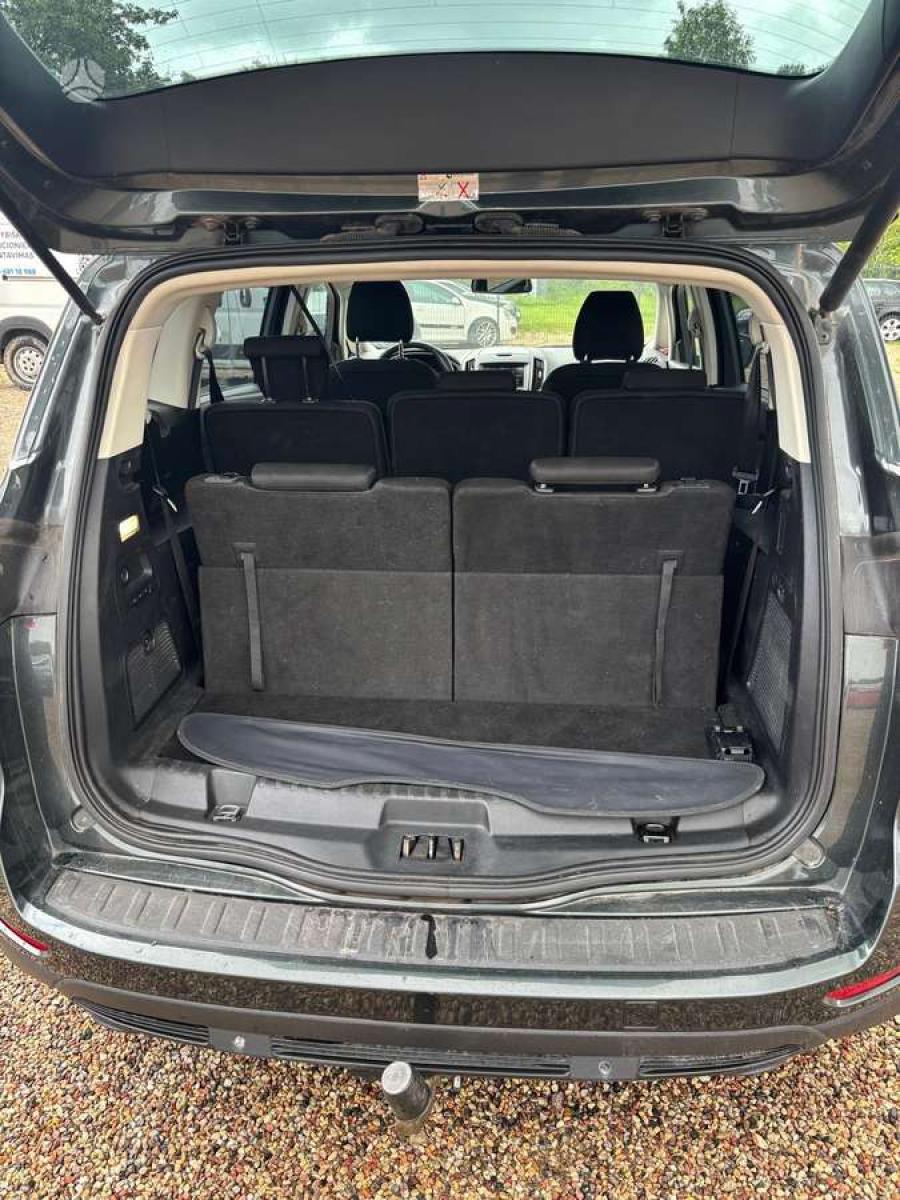 Grey Ford S-Max 2016 in Vilnius, with an engine capacity of 2.00 L and mileage of 301 thousand km for 7500 €, photo 10 on AUTOMOTO.COM.LV